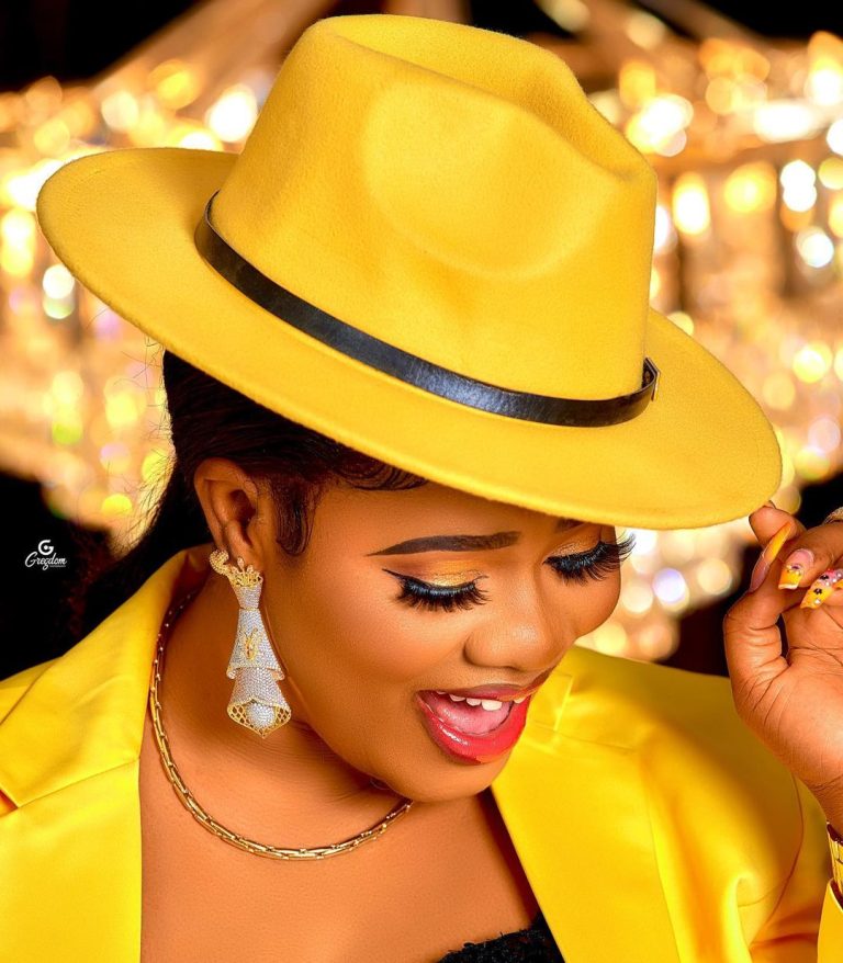 Obaapa Christy stuns in yellow | STYLEAFRIQUE™•com