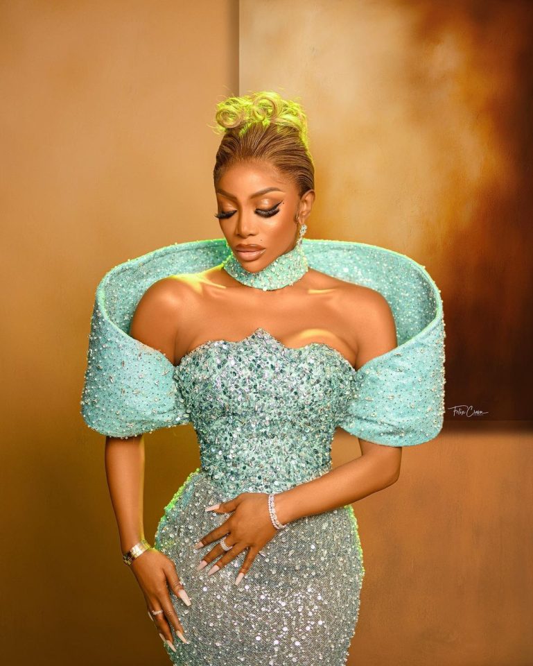 Osas Ighodaro Styleafrique™•com