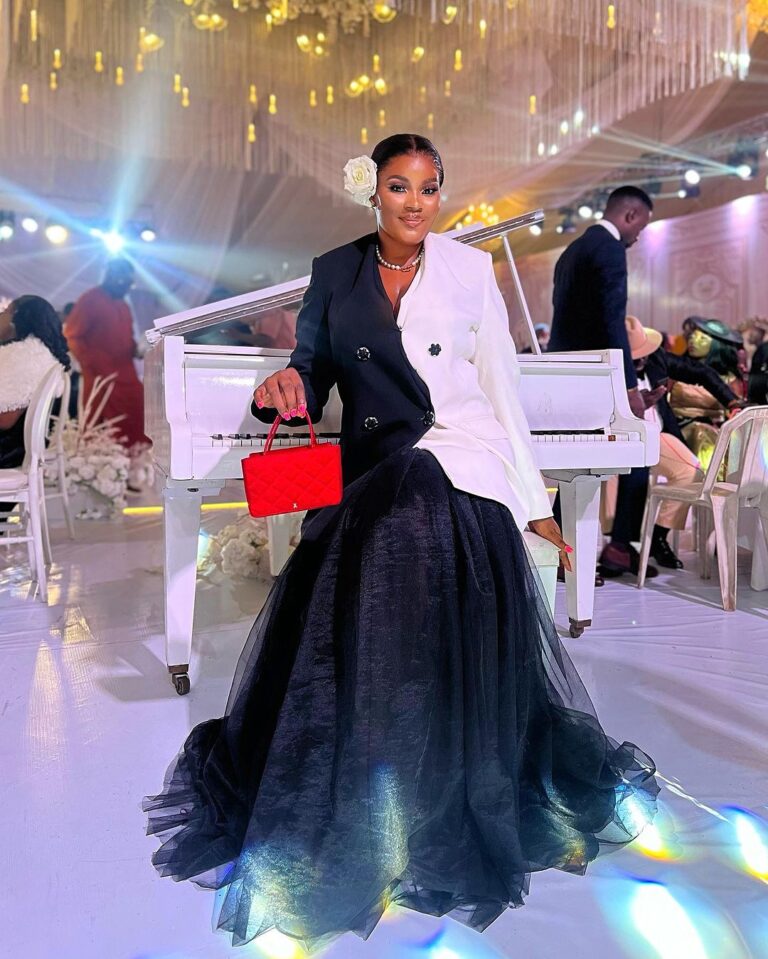 Photos: All the Guest Looks From Veekee James and Femi Atere’s Vintage ...